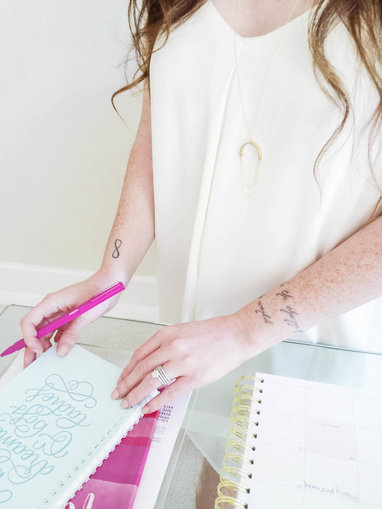 b is for bonnie loves Summer Ellis bijouterie | Minimal, Feminine ...